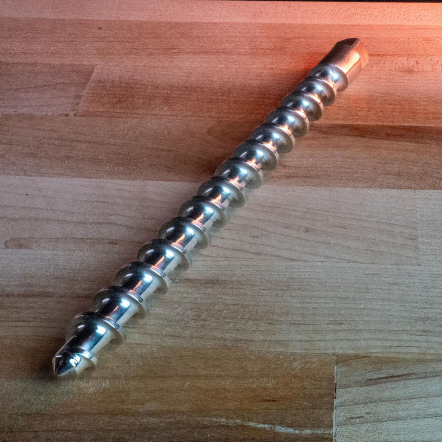 Extruders – Massive Dimension